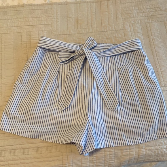 The Impeccable Pig | Shorts | The Impeccable Pig Blue And White White ...